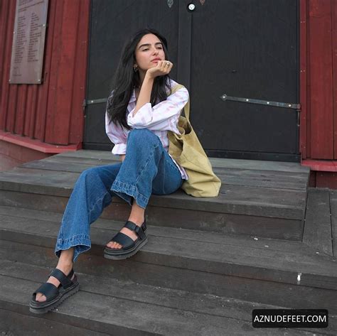 Lana Blakely Feet Aznudefeet