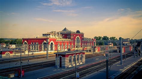 Пострадавший от атаки ВСУ ж д вокзал Курска отремонтируют до конца года ИА Красная Весна