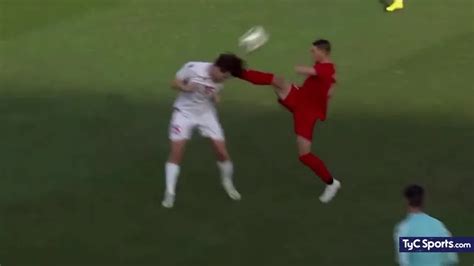 Brutal Patada Y Expulsión ¡a Los 5 Segundos