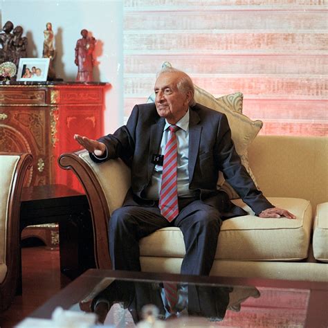 الحلقة 21 الدكتور علي محمد فخرو المسلسل من من ذاكرة الأحياء مع جمال زويد 🇧🇭 Thakerat