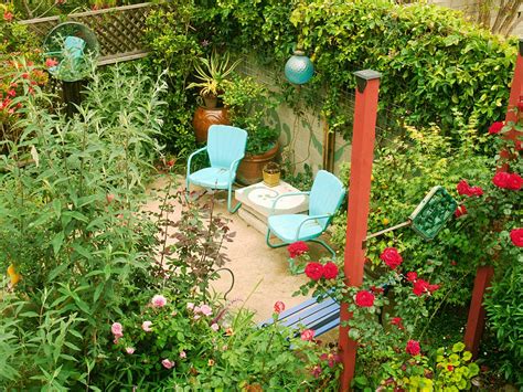Small Flower Garden Designs It Provides A Curated List Of 10 Small