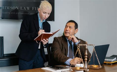 27 Legal Assistant Interview Questions And Answers 2024
