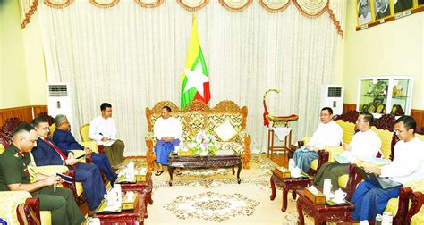 နိုင်ငံတော်စီမံအုပ်ချုပ်ရေးကောင်စီအဖွဲ့ဝင် ပြည်ထောင်စုဝန်ကြီး ဒုတိယဗိုလ