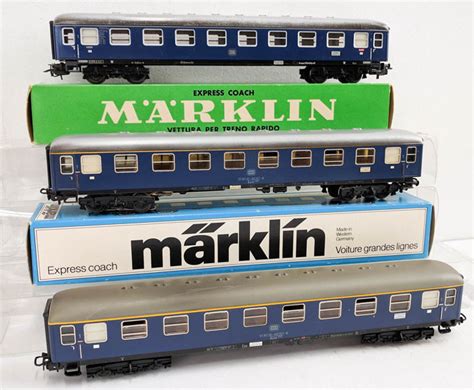 Märklin H Three passenger wagons of which Catawiki