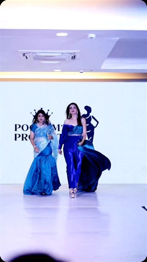 Royal Wordrobe Desighner Boutique Beautiful Smriti Khanna 19