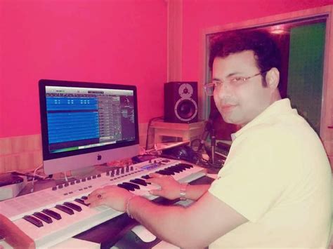 Singer Abdullah Khan