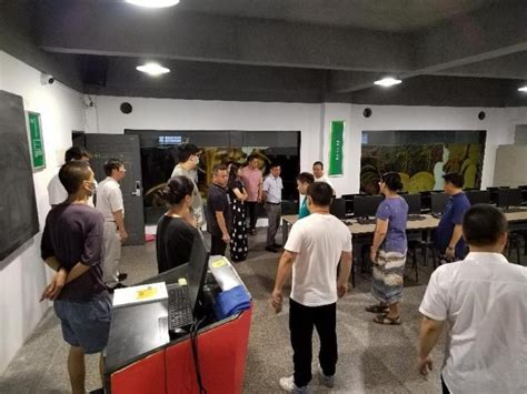广州科技职业技术大学实训中心实训中心组织各二级学院进行实训（验）室卫生评比活动