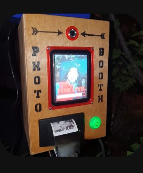 Fear Booth Raspberry Pi Powered Photo Booth With A Spooky Twist With
