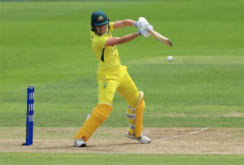 Annabel Sutherlands Fifty Gave Australia A Solid Late Push