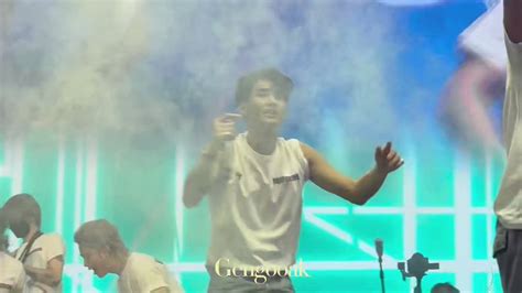 Gengooak🇨🇳 On Twitter 欣赏宝宝蹦迪😍超级好看😍无限循环，无限嗨 Nnattawin1 Nnattawin Apocolleagues