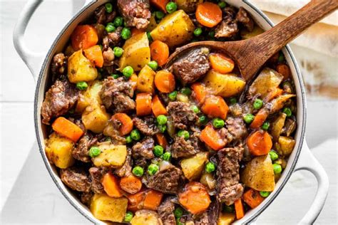 Best Dutch Oven Beef Stew Get Inspired Everyday