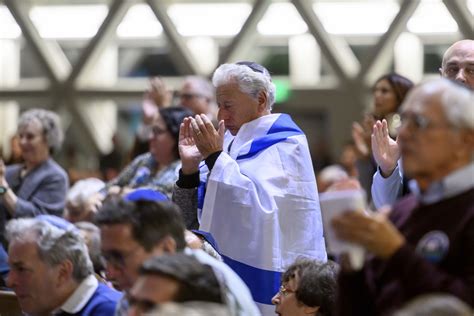 Democrats Divisions On Israel Hamas War Boil Over In Michigan As