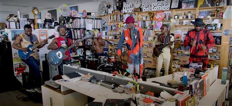Watch 50 Amazing Tiny Desk Concerts Picked By Npr Staffers Washingtonian
