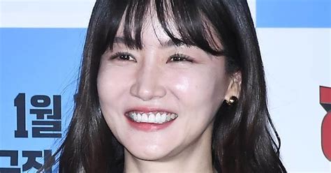 45살 황우슬혜 ♥연하남과 1년째 열애 중 “결혼은‥” ‘짠한형서 깜짝 고백