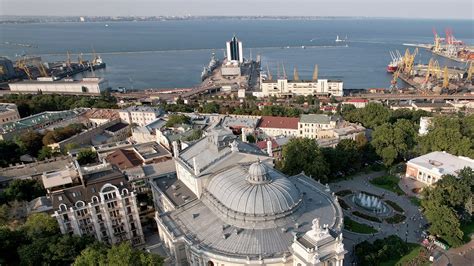 Несколько взрывов прогремели в Одессе