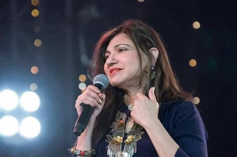 Alka Yagnik Singer Biography Perfect Lyrics 2025