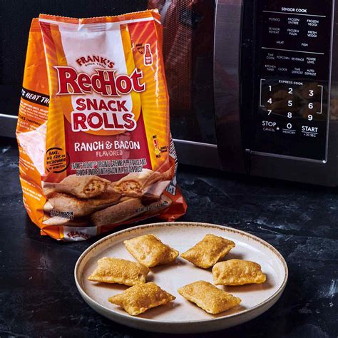 Franks Redhot Ranch And Bacon Flavored Snack Rolls Shop Entrees