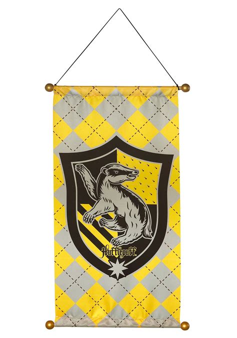 Harry Potter Hufflepuff 34 Inch House Banner Harry Potter Décor