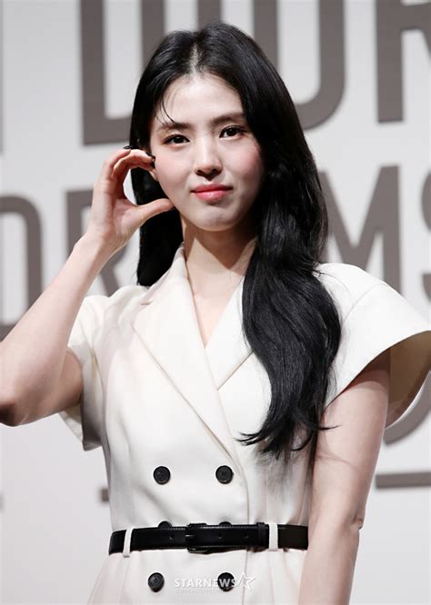 한소희 한국판 인턴 주인공 되나 제안받은 작품 중 하나[공식]