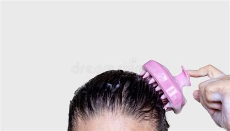 Hair Growth Stimulatingscalp Massagewoman Use Massager Shampoo Brush