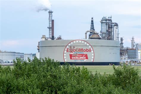 Exxon To Buy Us Rival Pioneer For 595b In Merger Deal