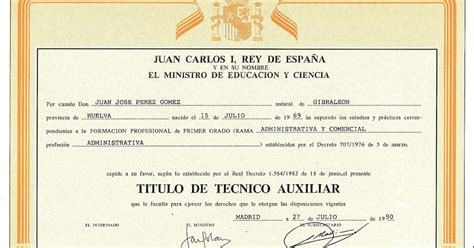 Juan JosÉ PÉrez GÓmez Titulo De Técnico Auxiliar Administrativo