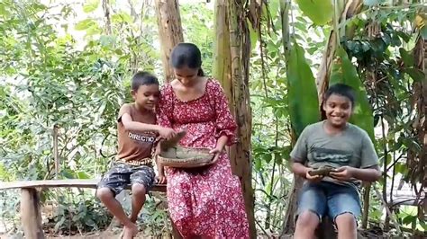 ඉක්මනින් කුරක්කන් හැලප හදලා රස බලමුද Traditional Kurakkan Helapa