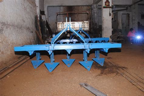 5 Tynes 65 Feet Agricultural Chisel Cultivator At Rs 25000 In Amreli