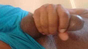 Batendo uma punheta pensando em você XNXX