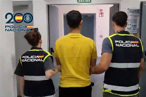 Detienen En Madrid A Un Fugitivo Buscado Por Matar A Puñaladas A Su