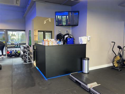 Retail Counters Hull Pad Joinery Contractors