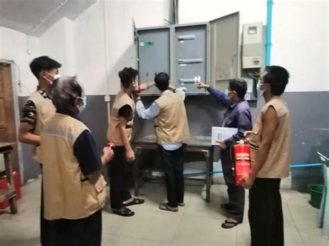 တာမွေမြို့နယ်ရှိ ရာပြည့်စျေးတွင် မီးဘေးအန္တရာယ် မဖြစ်ပေါ်စေရေးအတွက် ကွင်းဆင်းစစ်ဆေးခြင်းများဆောင