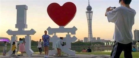 燃六安各县区一起告白祖国 祝福