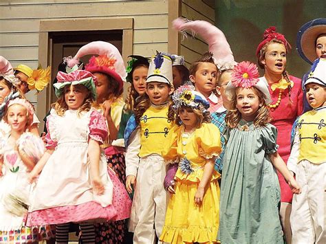 Wizard Of Oz Costumes Munchkin