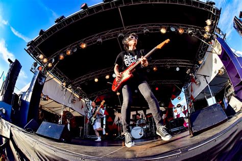 画像】mosome Tonebender『rush Ball 2023』ライブレポートーー夕暮れと海風と名曲が並ぶ映画のような極上時間」の