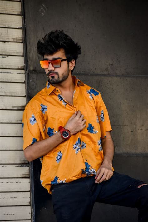 Deepak Vaishnav Instagram Model And Influencer Pose Fashion Shirt