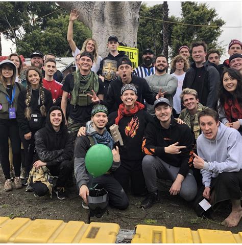 Find Mini Help Me Get Him To See This R Miniladd