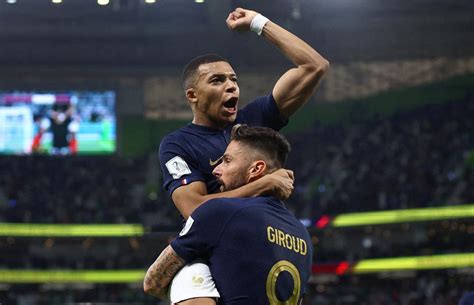 Foto Kylian Mbappe Pimpin Top Scorer Sementara Piala Dunia 2022