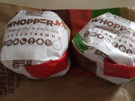 バーガーキングのワッパーjrの中身を確認してみる まかない食べるよ 雑記ブログ