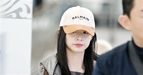 트와이스 쯔위 ‘모자 속에 쏙 들어가는 작은 얼굴 포토엔hd