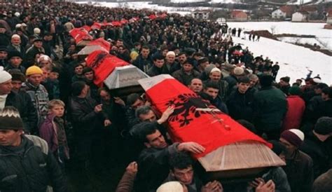 Sot 25 Vjetori I Masakrës Së Reçakut 45 Shqiptarë Të Vrarë Kosova And Bota