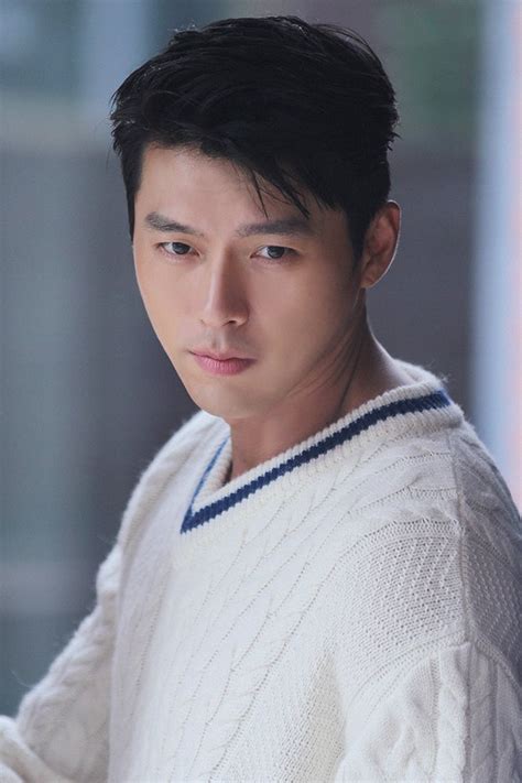 Behind The Scenes Of Hyun Bin S Photoshoot With Esquire Korea Behind The Scenes Of Hyun Bin