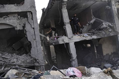 Palestinian Medics In Gaza Struggle To Save Lives Under Israeli Siege