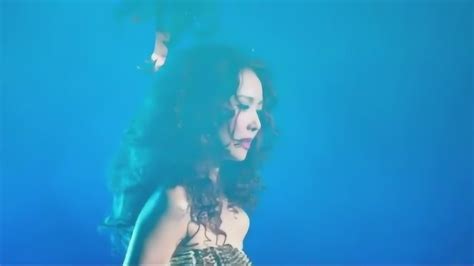薛凯琪给十年后的我现场版 歌词句句写进心里 唱到哽咽 腾讯视频