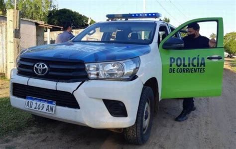 Policías Sorprendieron A Un Hombre Que Llevaba Una Escalera Robada