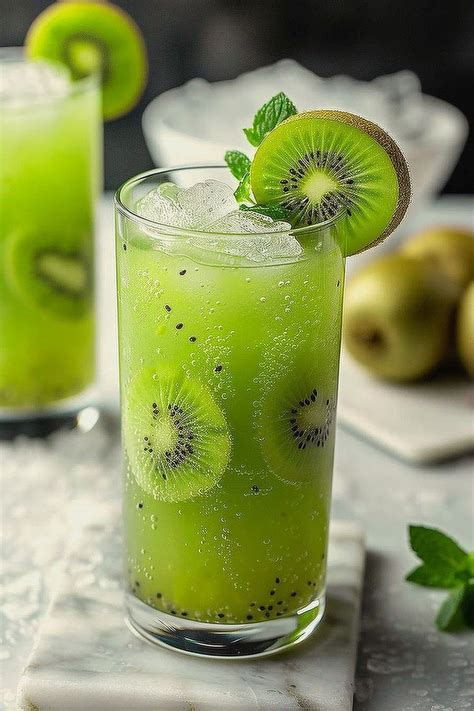 Green Kiwi Refresher Mocktail Recipe