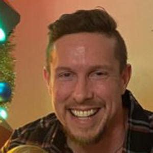 Clash With Ash Age Family Bio Famous Birthdays