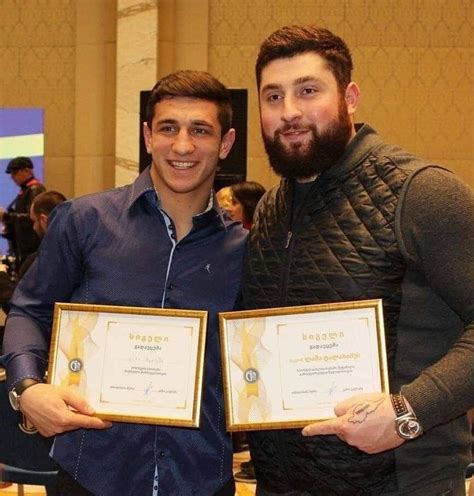 ორი ოქროს ბიჭი 🇬🇪🥇🥇🙏🏼 ადამიანები მსოფლიოს ქალაქებიდან