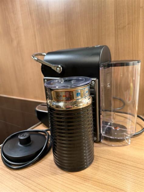 Nespresso Krups Pixie Xn304t Kaffeekapselmaschine Aeroccino In Hessen