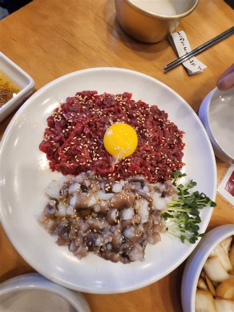 광장시장 맛집 박가네 육회 신선한 육회탕탕이와 바삭 고기빈대떡이 일품 네이버 블로그